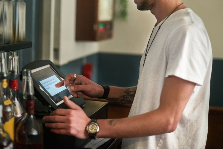 A Guide to Integrating POS Systems with External Software