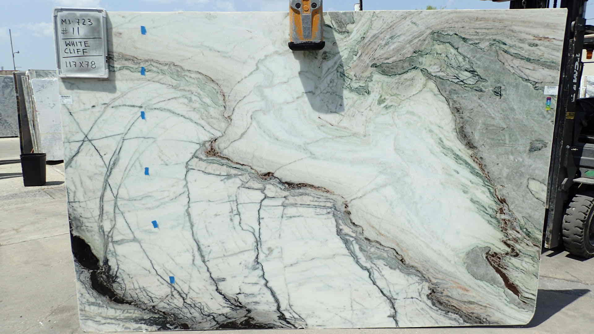 White Cliff - MJ Granite | Stone & Granite Supplier in San Antonio