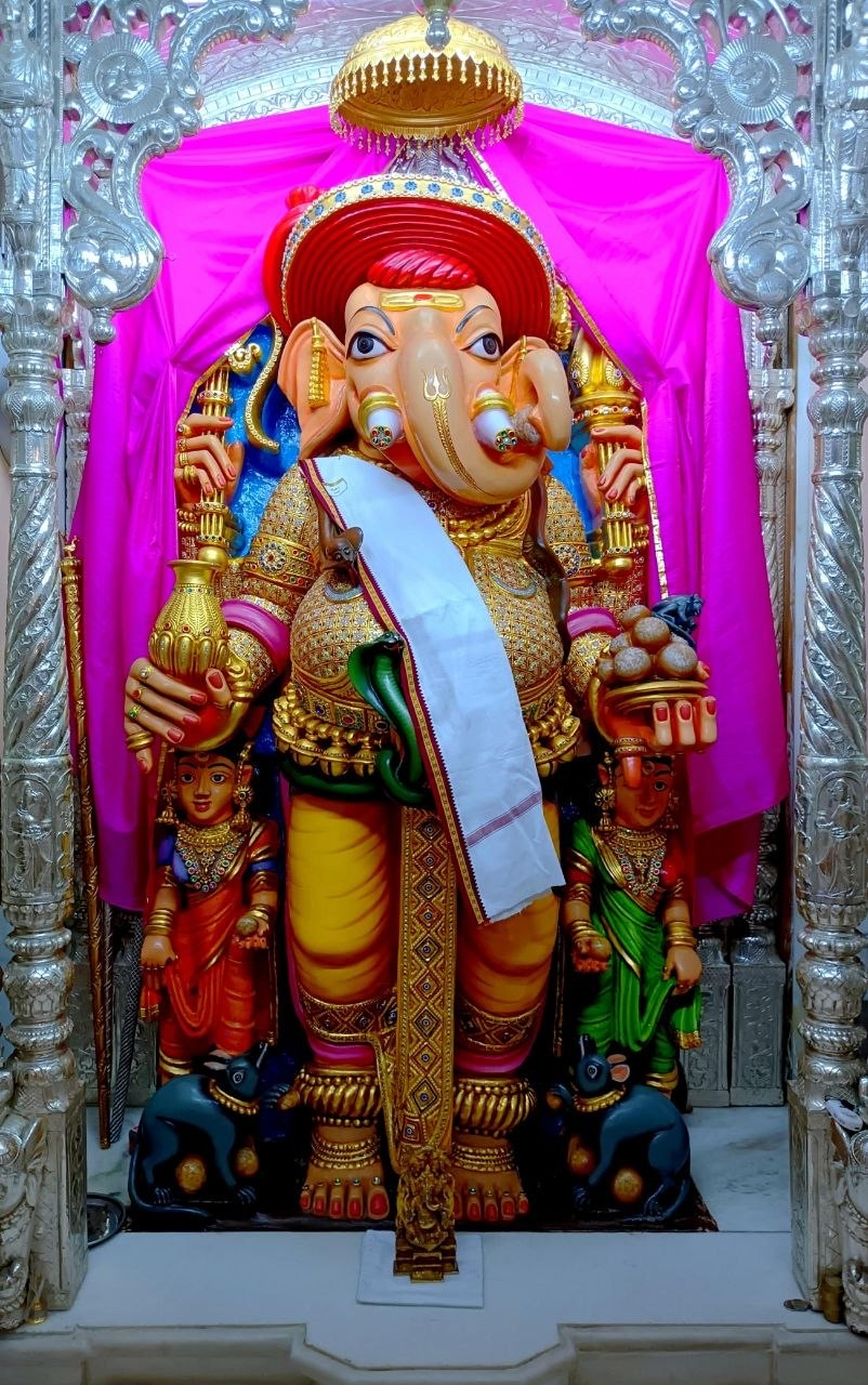 Shree Swaminarayan Mandir Ahmedabad (Kalupur) - Kalupur Mandir
